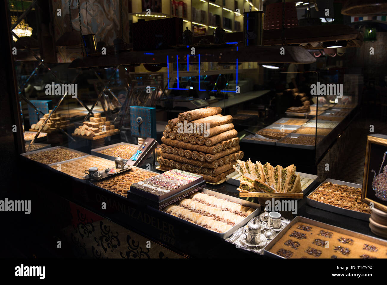 Middle eastern delights hi-res stock photography and images - Alamy