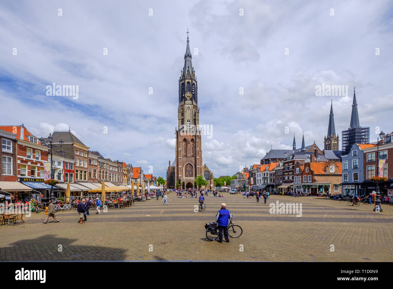Historical center market square Delft Netherlands Stock Photo - Alamy
