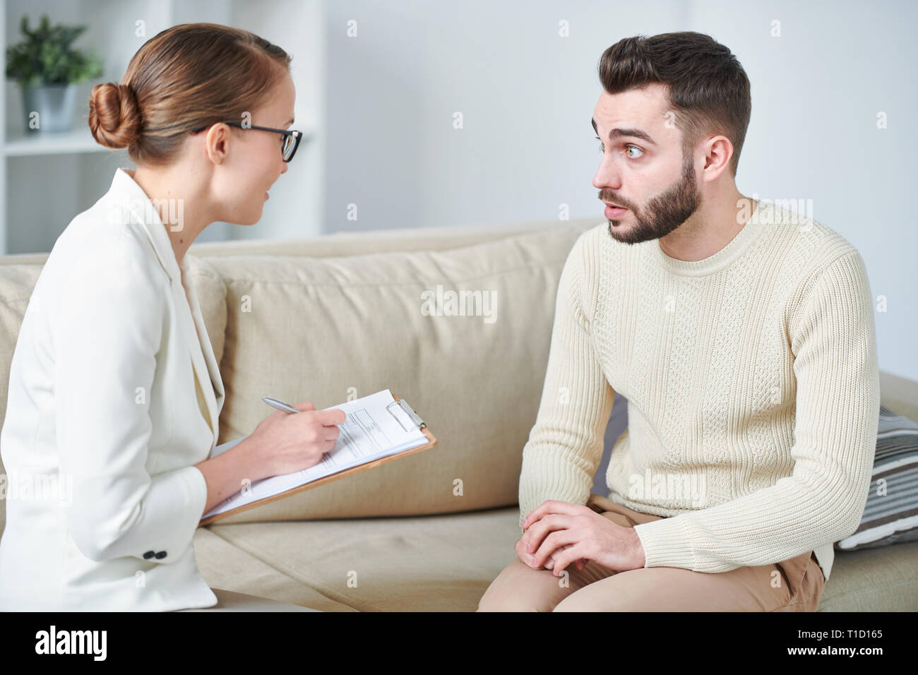 Advice and counsel hi-res stock photography and images - Alamy