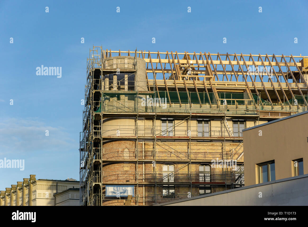 Rafter roof hi-res stock photography and images - Alamy