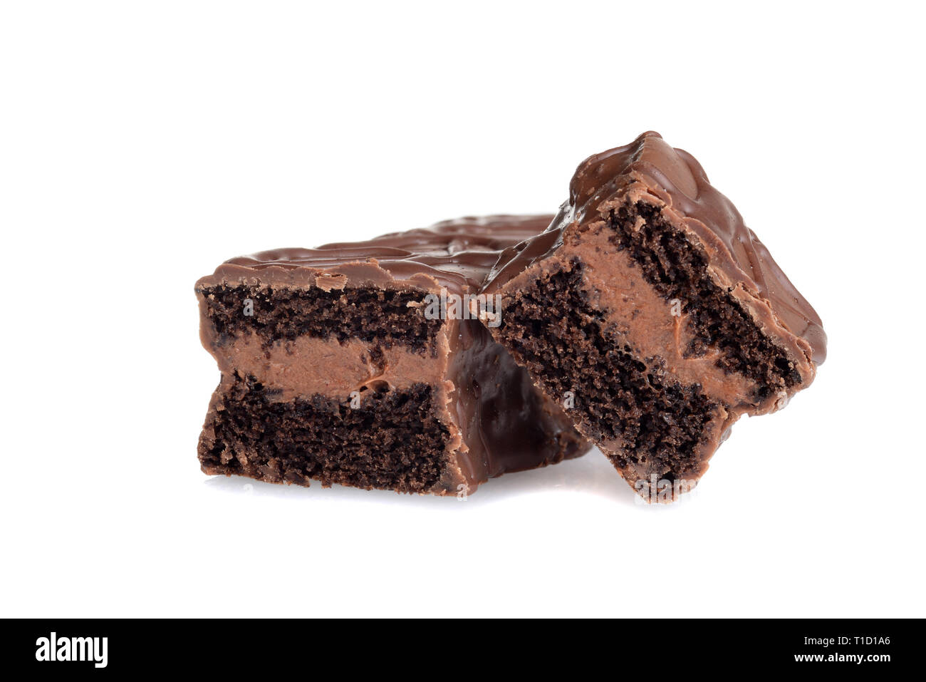 Dark chocolate cream cakes hi-res stock photography and images - Alamy