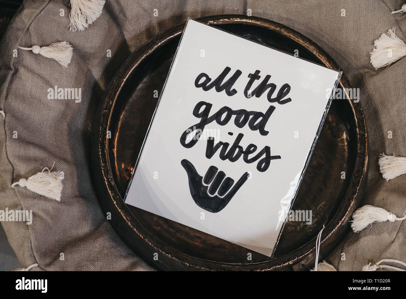 All the good vibes motivational quote in the interior Stock Photo - Alamy