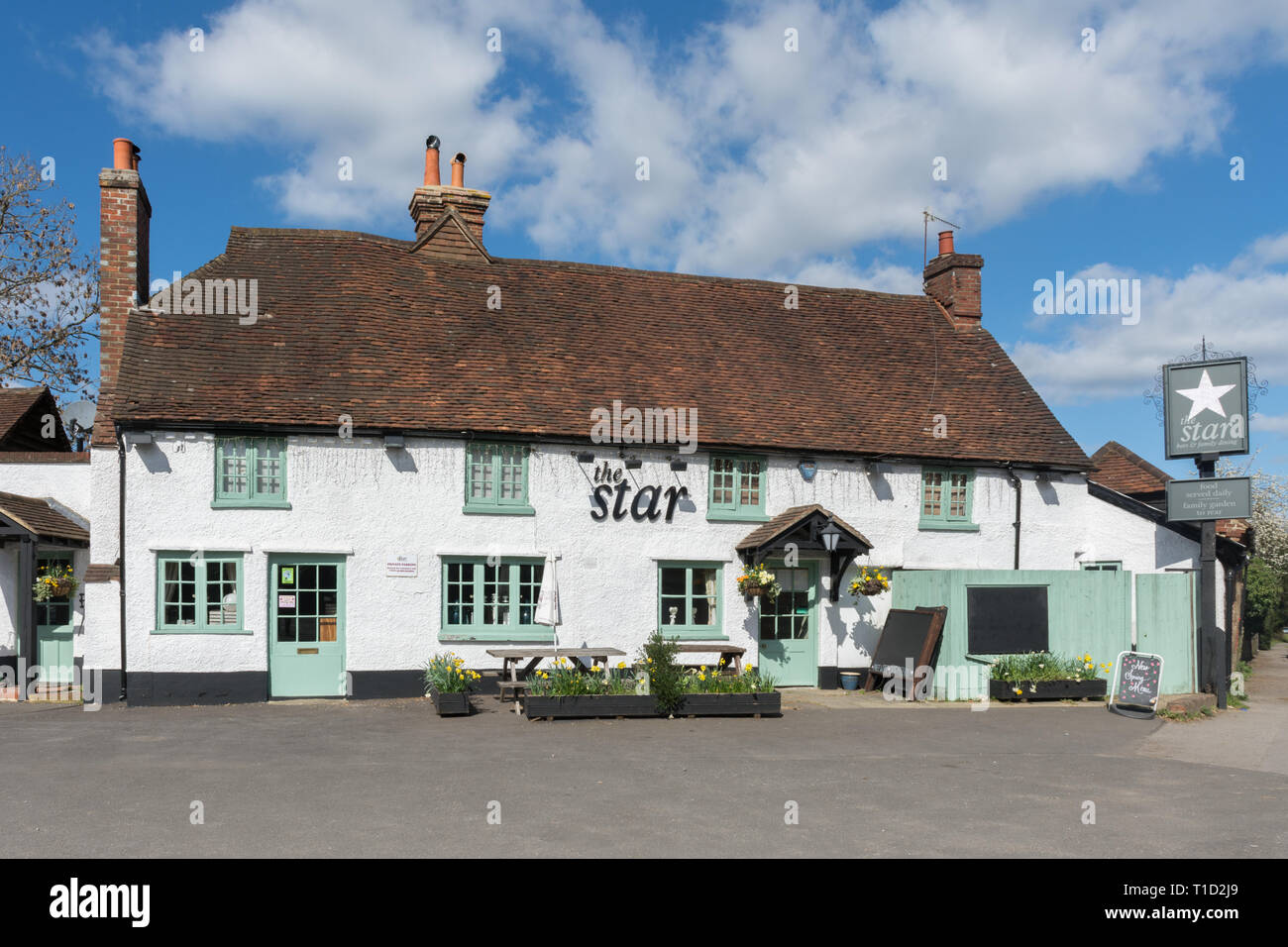 The star public house hi-res stock photography and images - Alamy