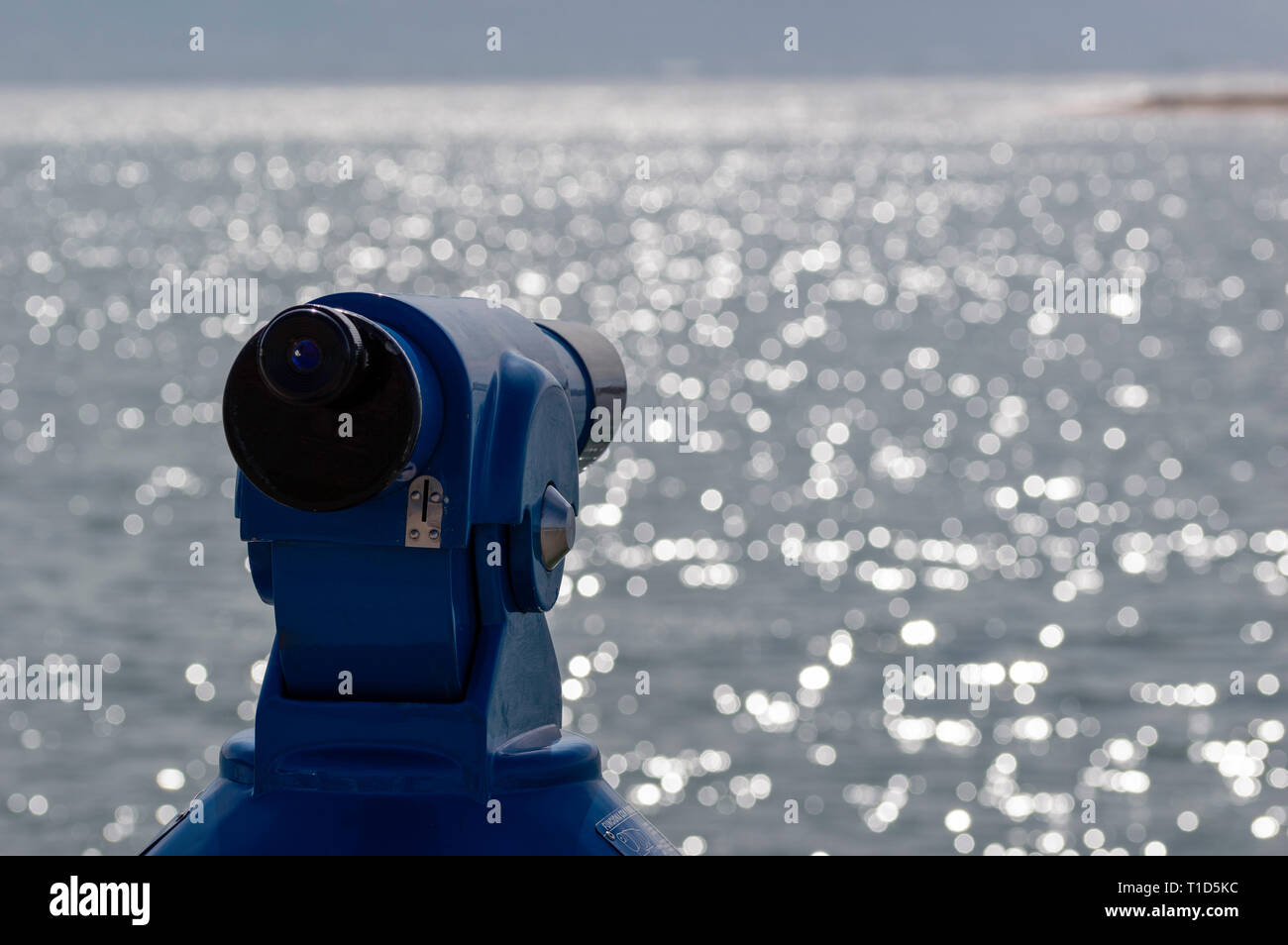 Observation binoculars overlooking sea hi-res stock photography and ...