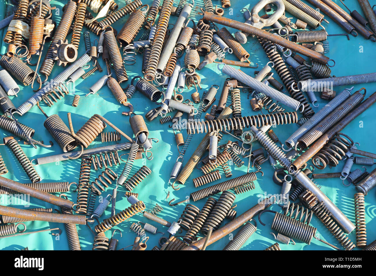 Bunch of springs hi-res stock photography and images - Alamy