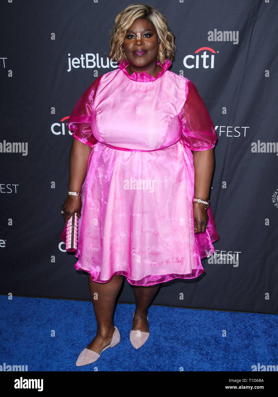 HOLLYWOOD, LOS ANGELES, CA, USA - MARCH 21: Comedian Retta (Marietta ...