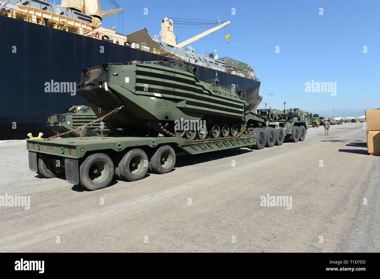 Lowboy trailer hi-res stock photography and images - Alamy