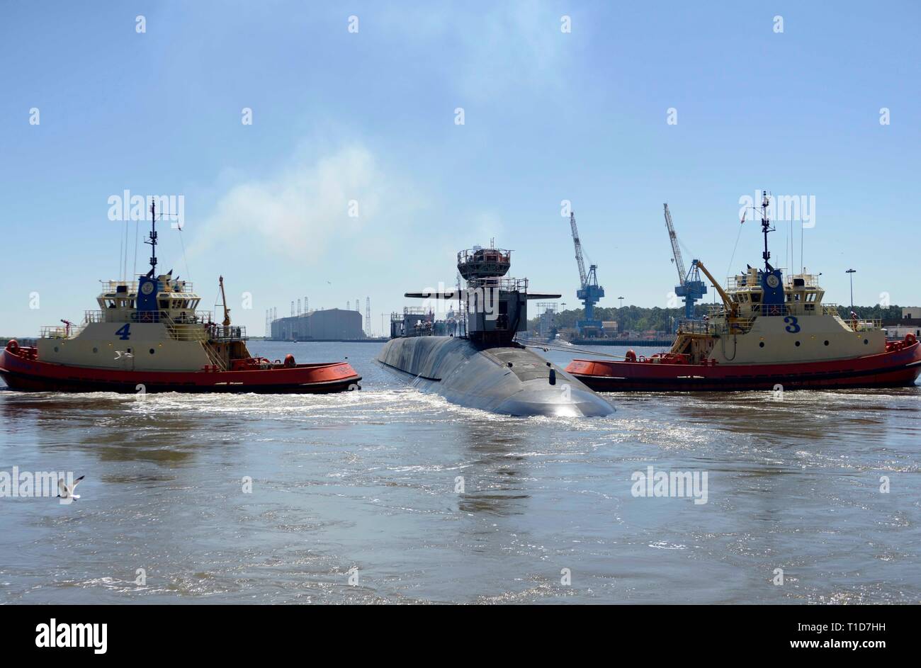 Ohio Class Submarine Stock Photos & Ohio Class Submarine Stock Images ...