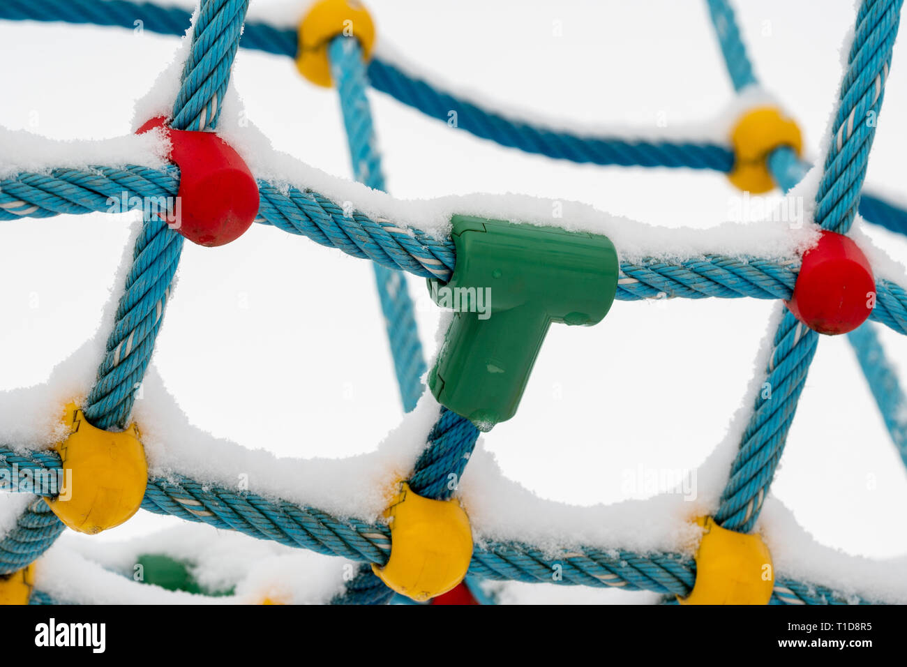 Crawl net hi-res stock photography and images - Alamy