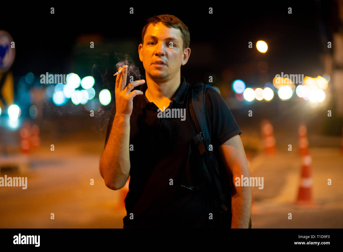 Person Smoking Outside High Resolution Stock Photography and Images - Alamy