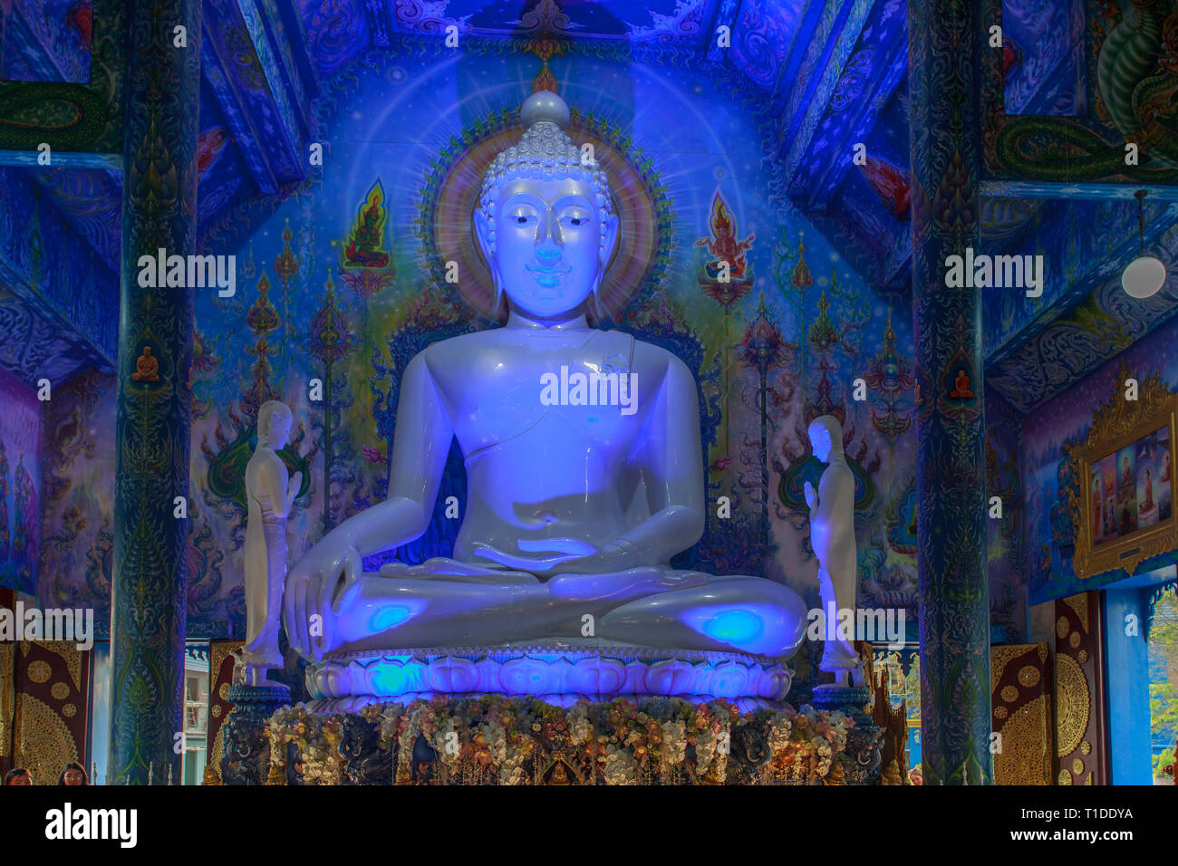 Inside the Blue temple (Wat Rong Suea Ten Stock Photo - Alamy