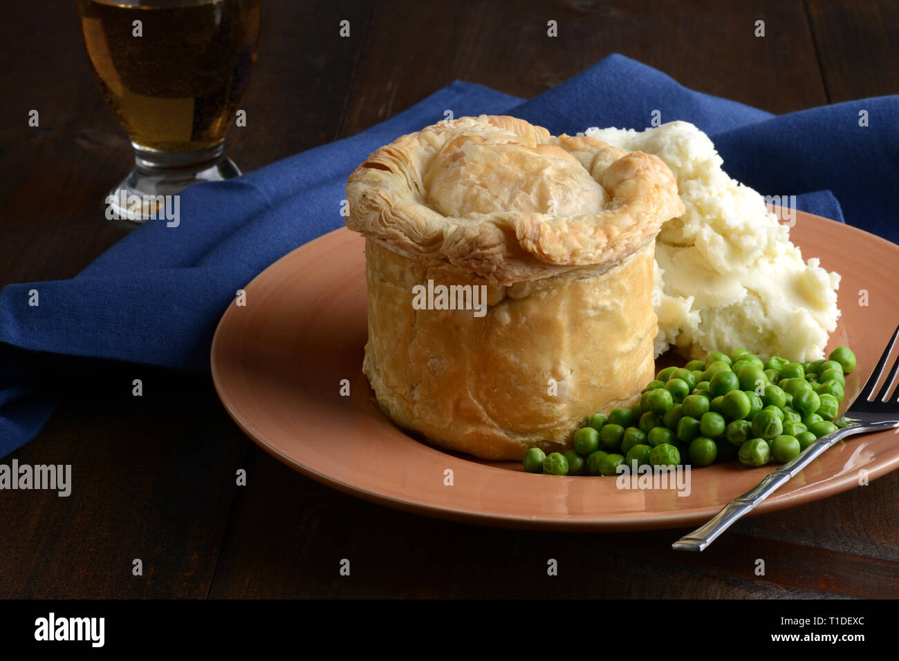 meat pub pie with vegetables Stock Photo - Alamy