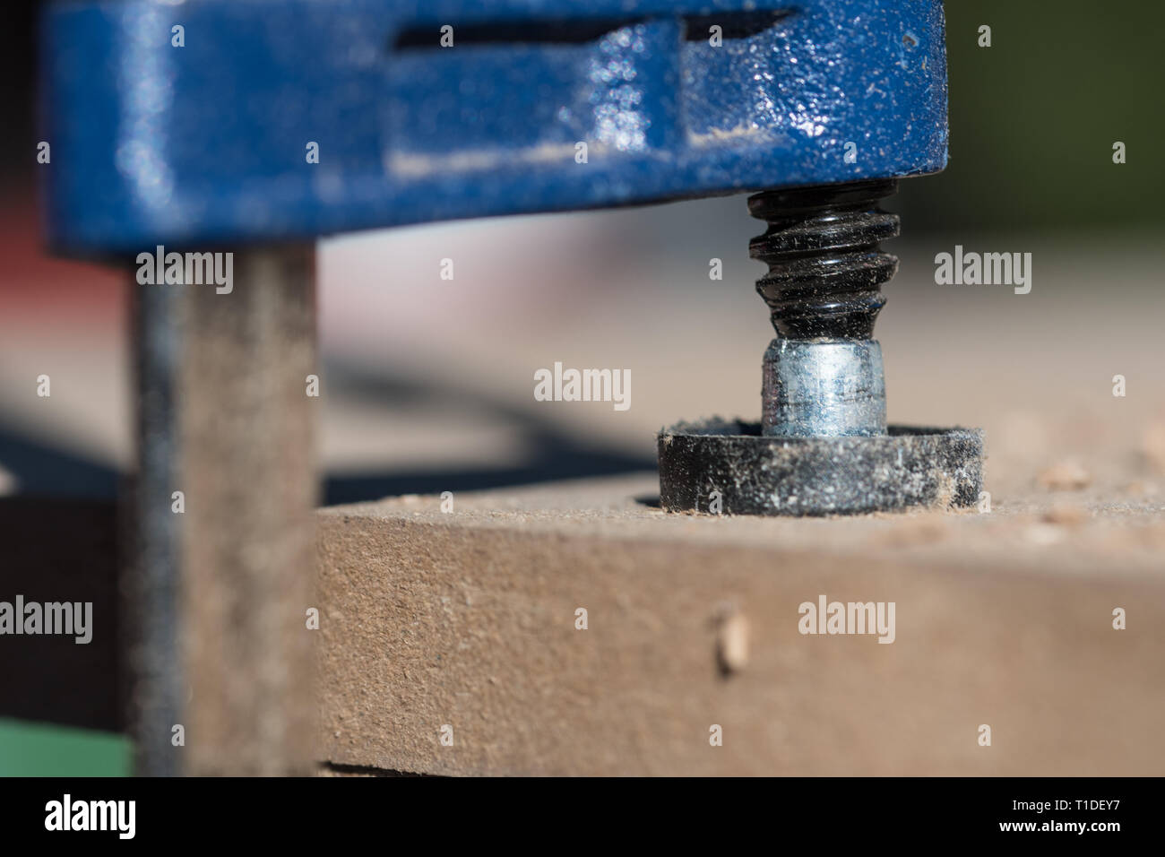 wood working, screw clamp, close-up Stock Photo - Alamy