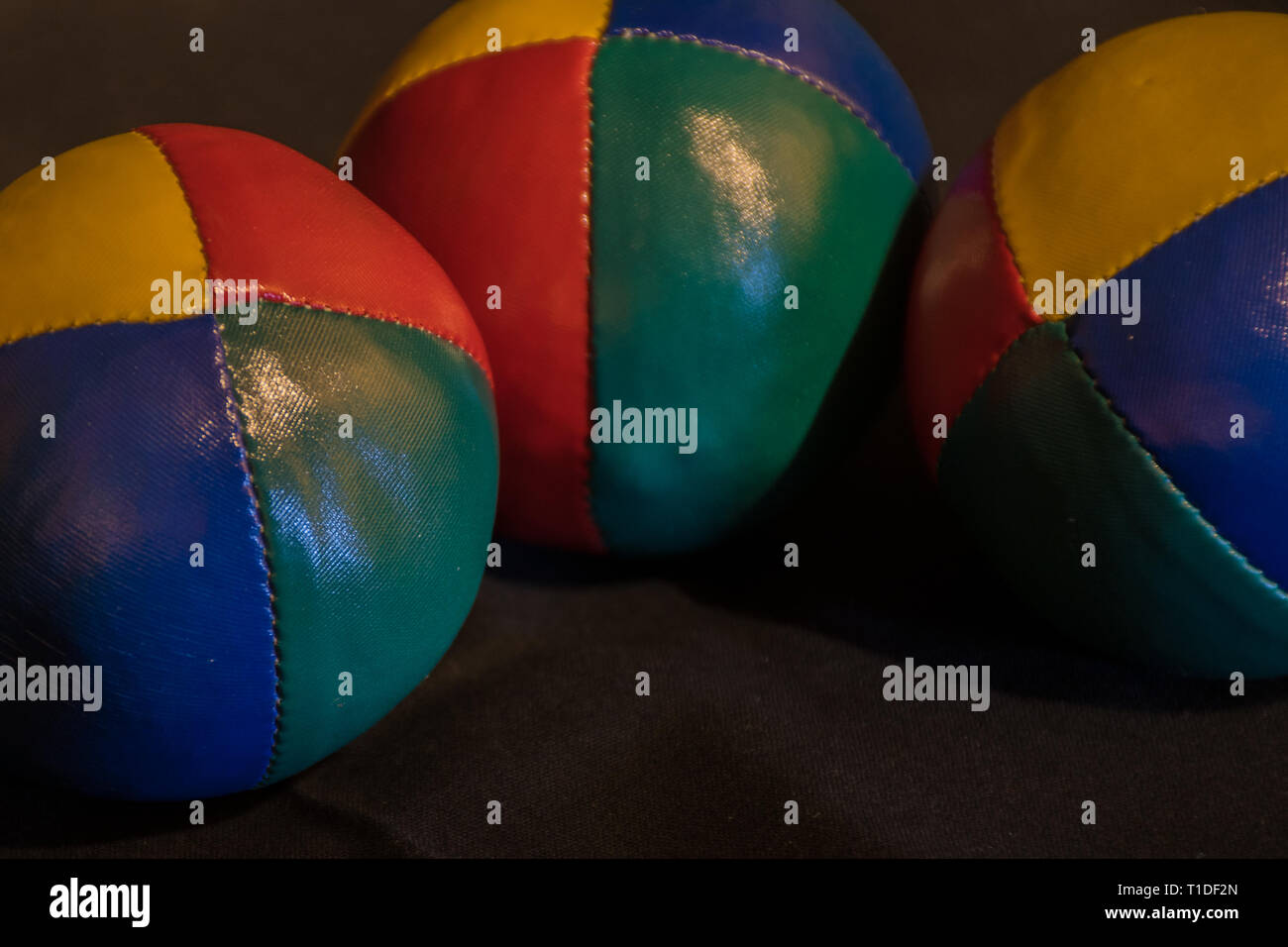 Juggling with three balls hi-res stock photography and images - Alamy