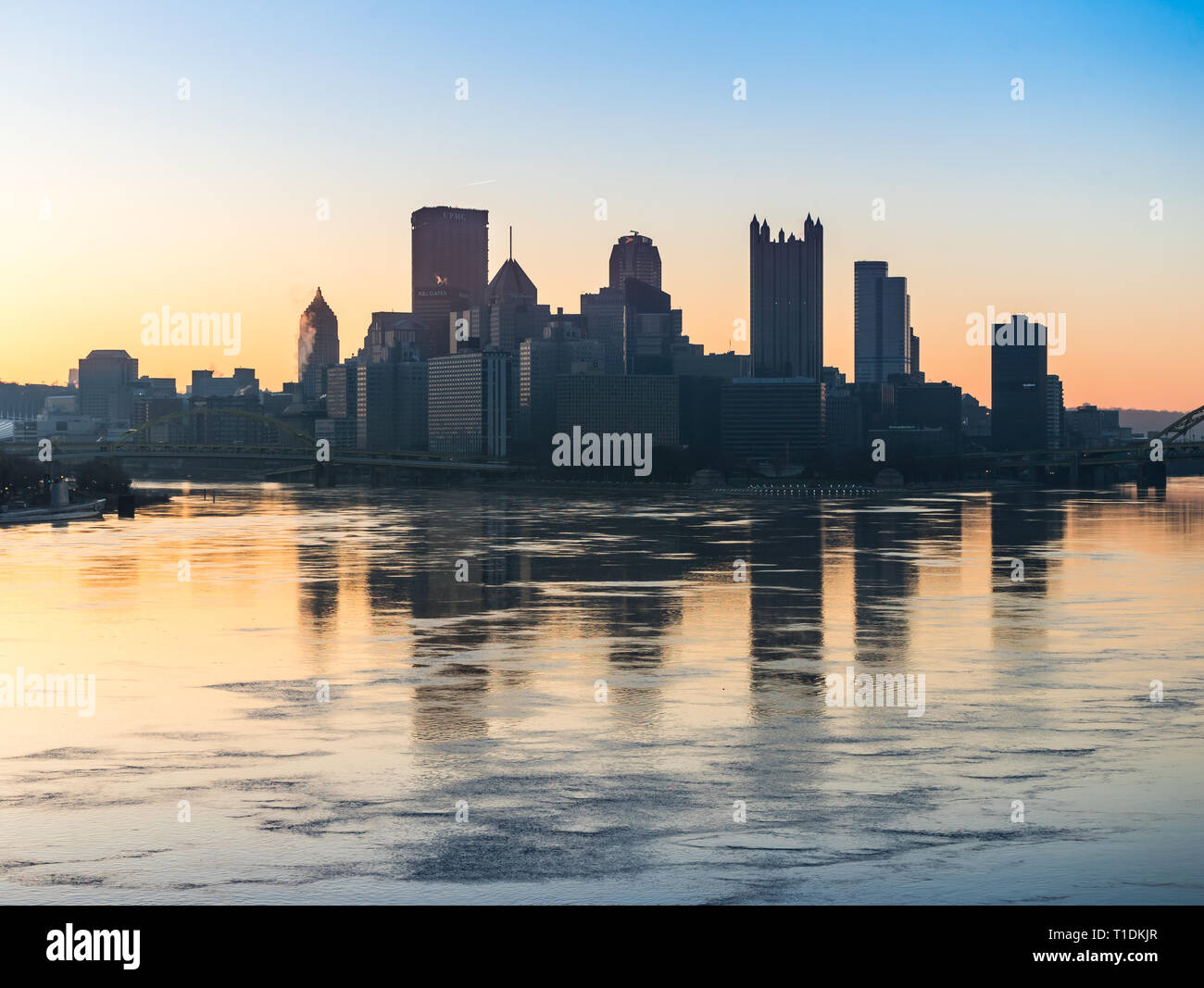 Pittsburgh scenery hi-res stock photography and images - Alamy