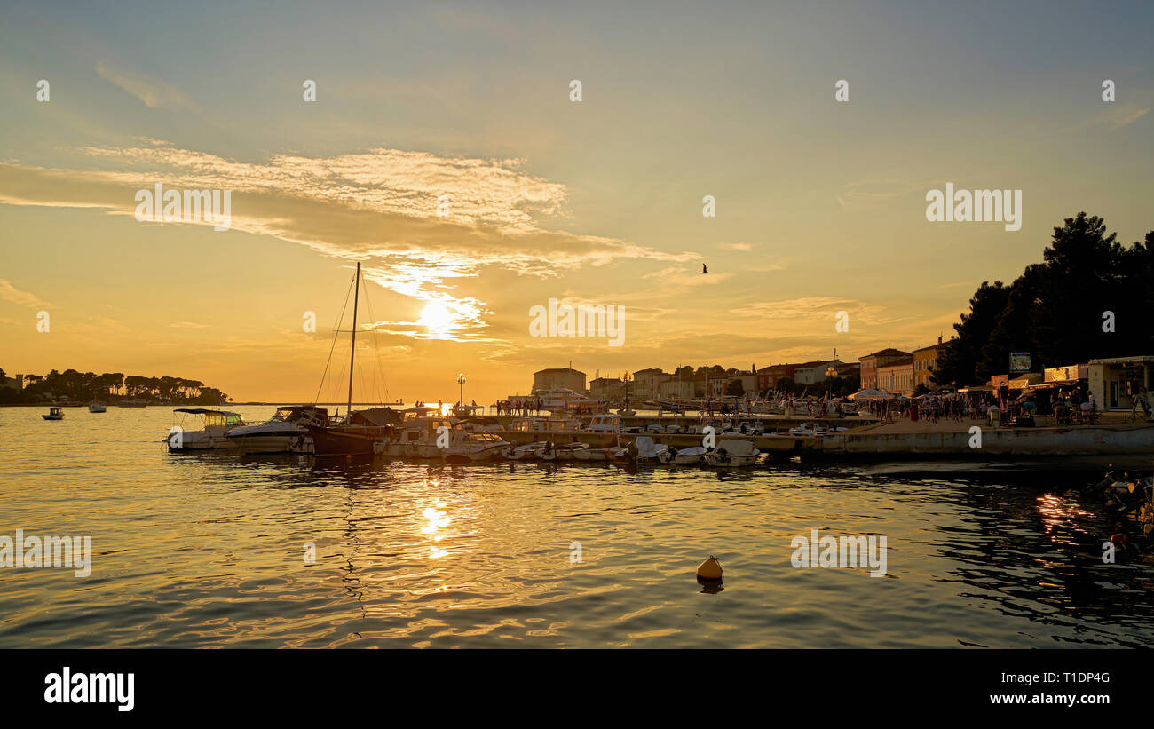 Port cities hi-res stock photography and images - Alamy