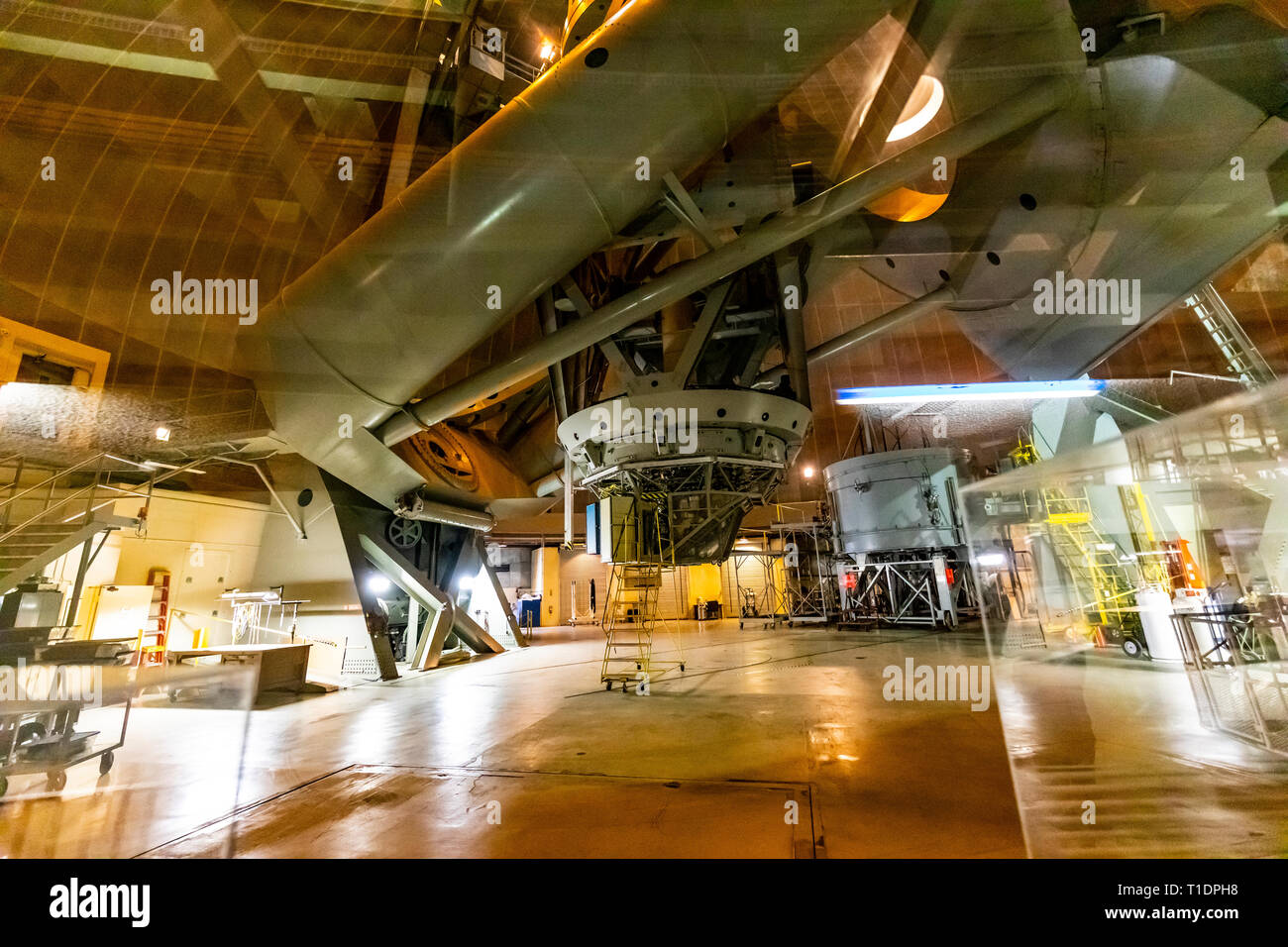 The Hale Telescope at Mount Palomar observatory In California Stock ...
