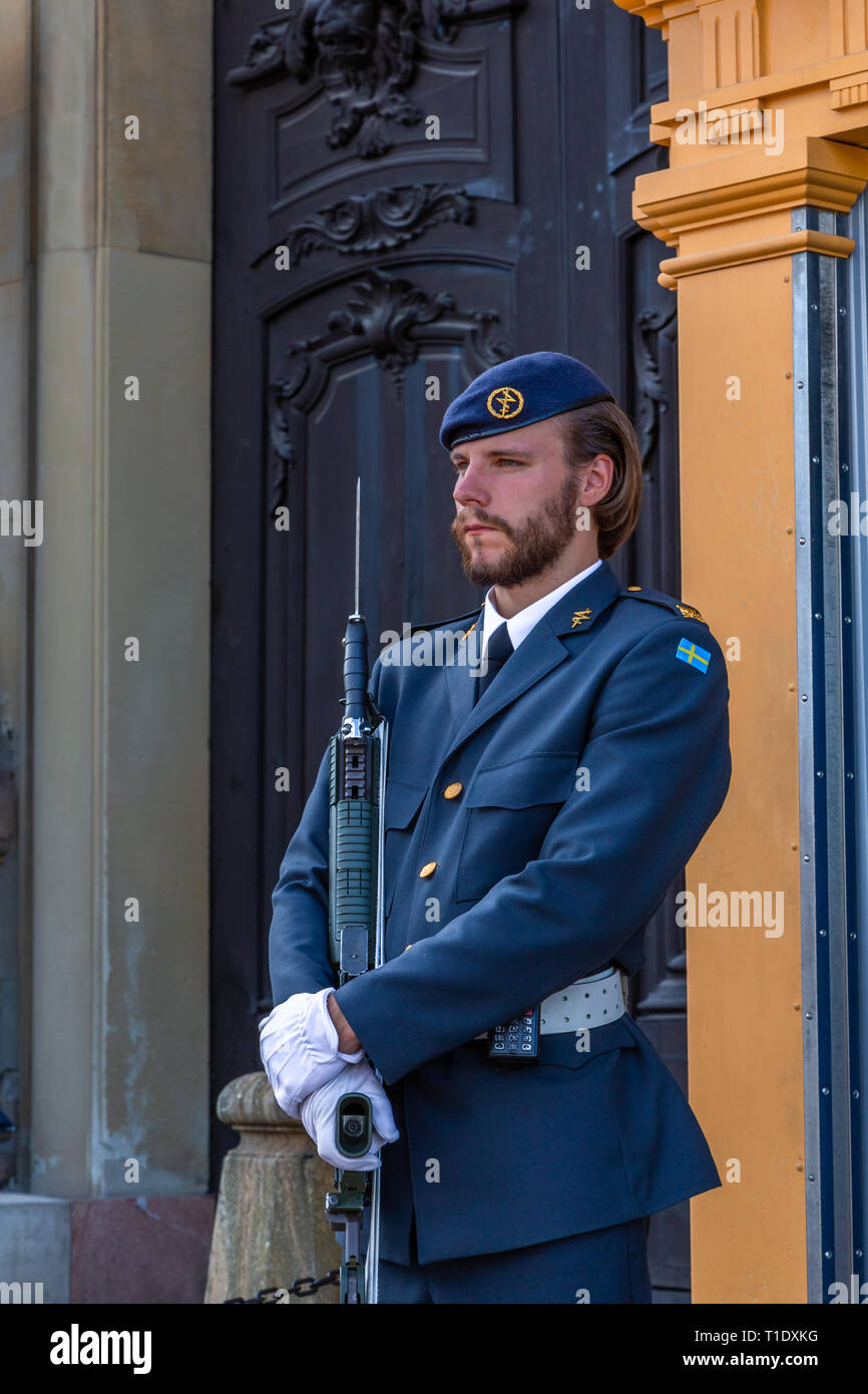 Swedish Royal Palace Guard Stock Photos & Swedish Royal Palace Guard ...