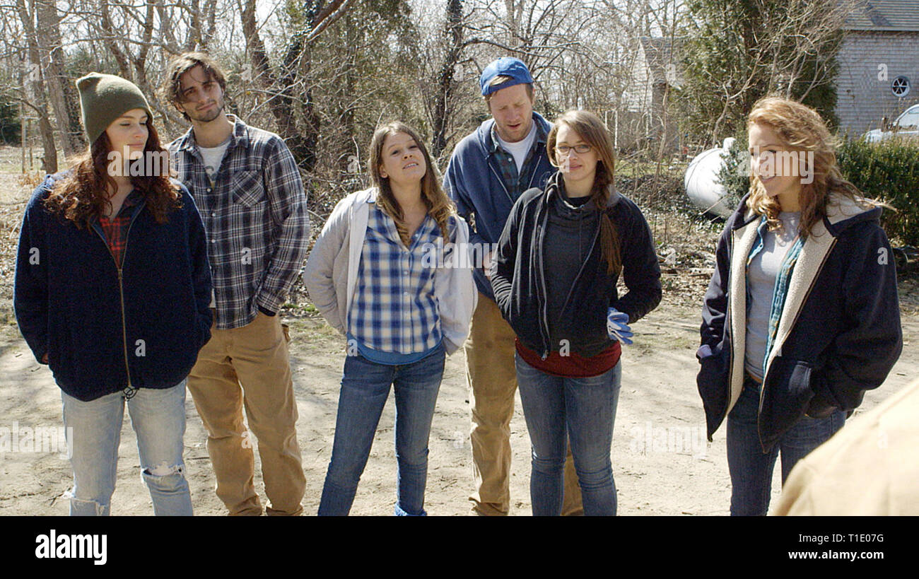 OFF SEASON, from left: Mallory June, Lucas Salvagno, Sosie Bacon, Adam ...
