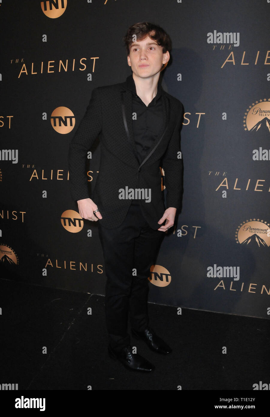 LOS ANGELES, CA - JANUARY 11: Actor Matt Lintz attends the Premiere of ...