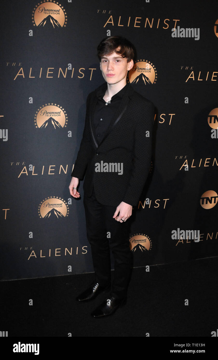 LOS ANGELES, CA - JANUARY 11: Actor Matt Lintz attends the Premiere of ...