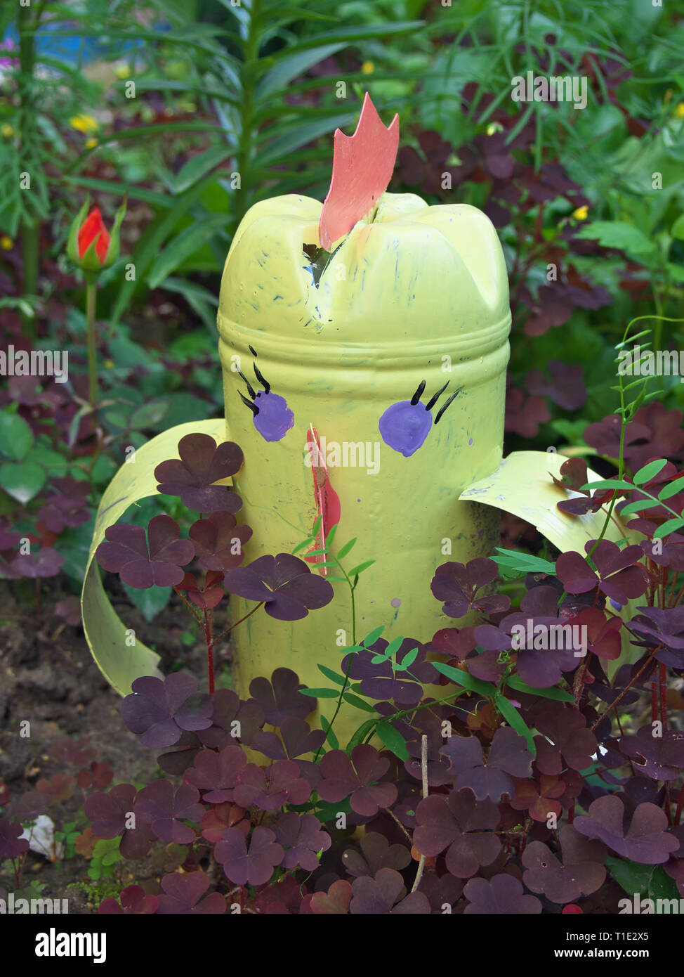 Plastic Chicken Recycling High Resolution Stock Photography and Images ...