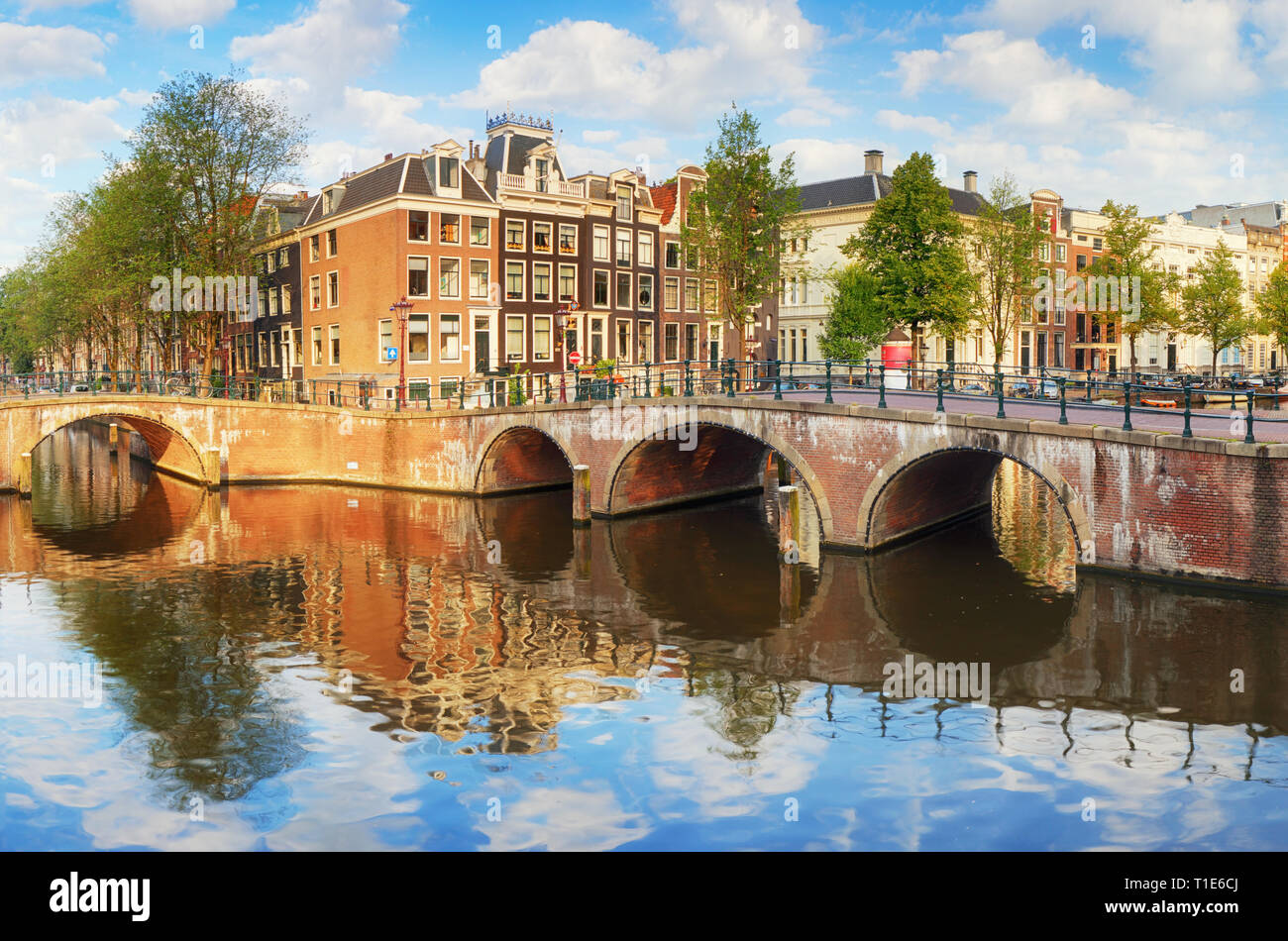 Old bridges over canal hi-res stock photography and images - Alamy