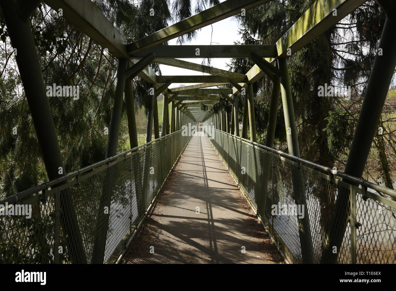 Footbridge over the river Severn at Upper Arley, Worcestershire ...