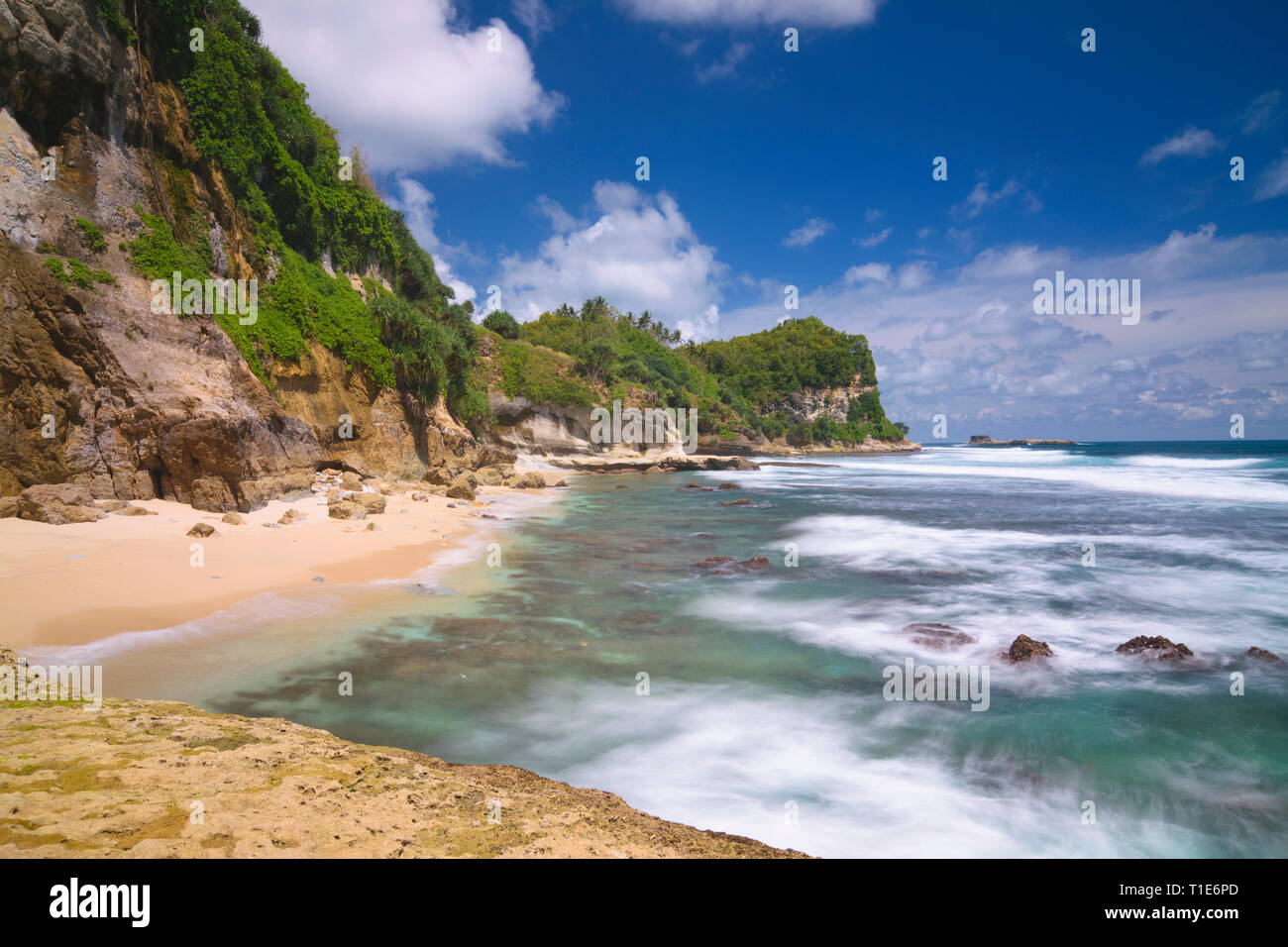 Sea and sky geopark hi-res stock photography and images - Alamy