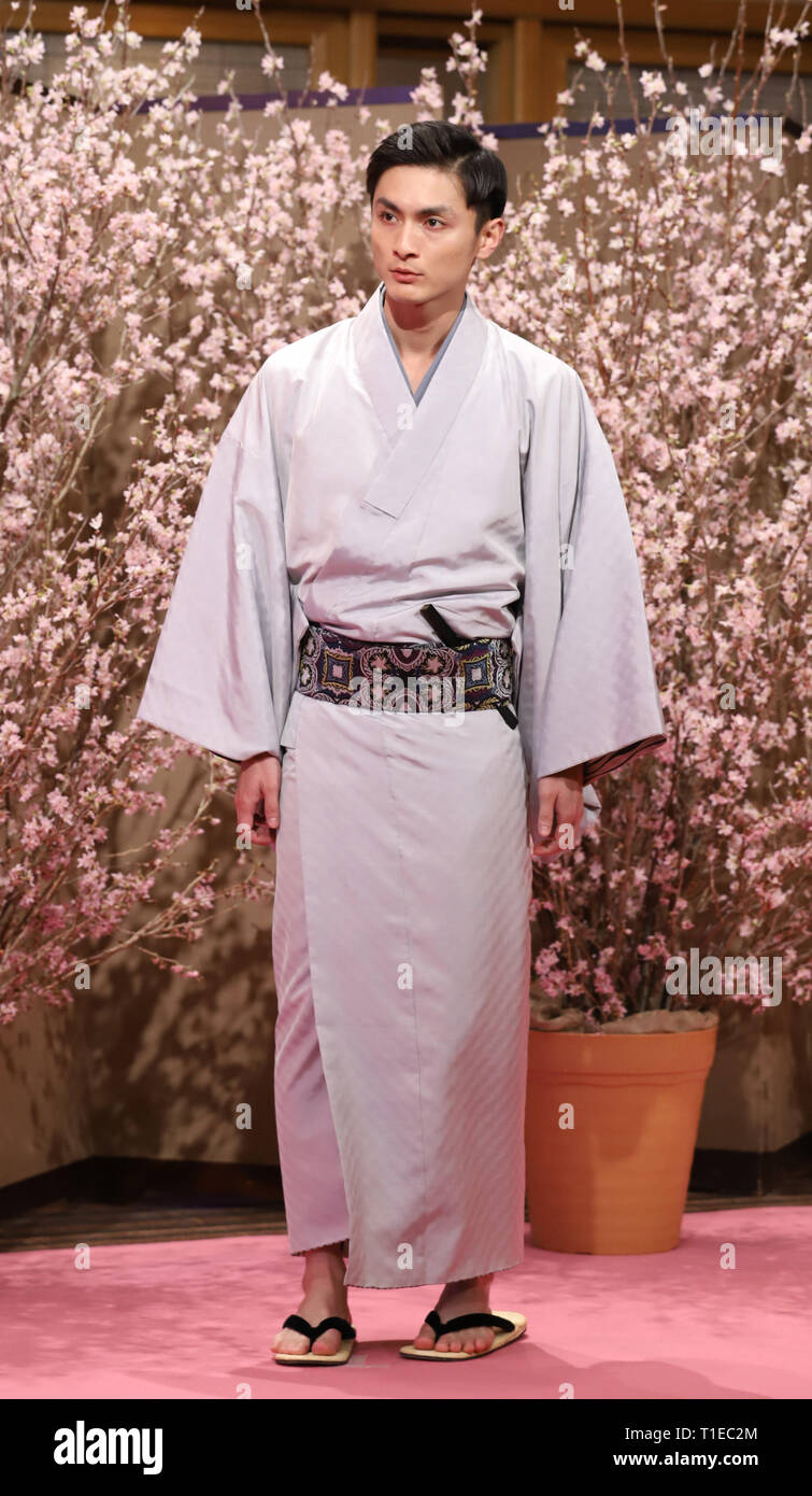 Tokyo, Japan. 25th Mar, 2019. Japanese actor Kengo Kora arrives at a ...