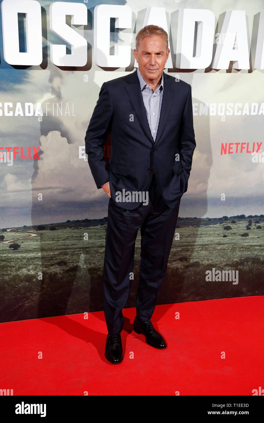 Photocall of premiere at Madrid of The Highwayman (Emboscada final ...
