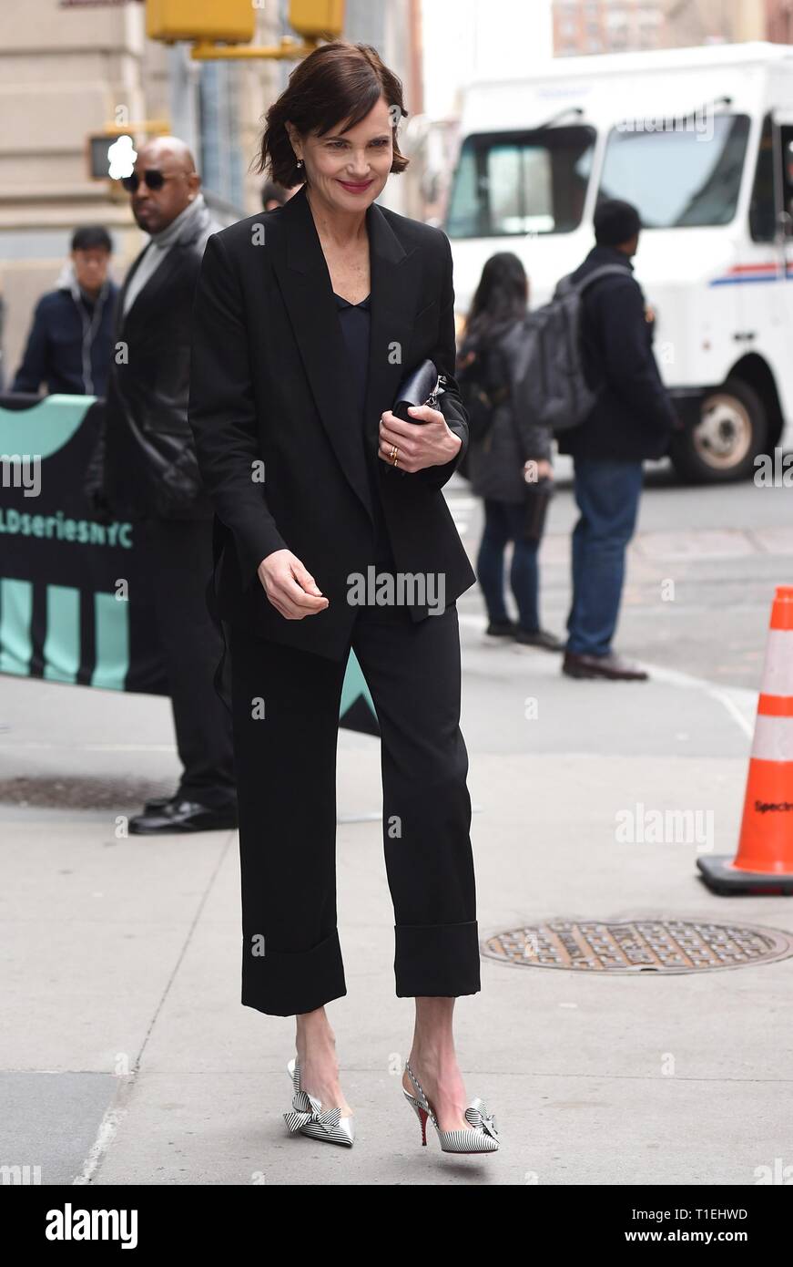 New York, NY, USA. 25th Mar, 2019. Elizabeth McGovern out and about for ...