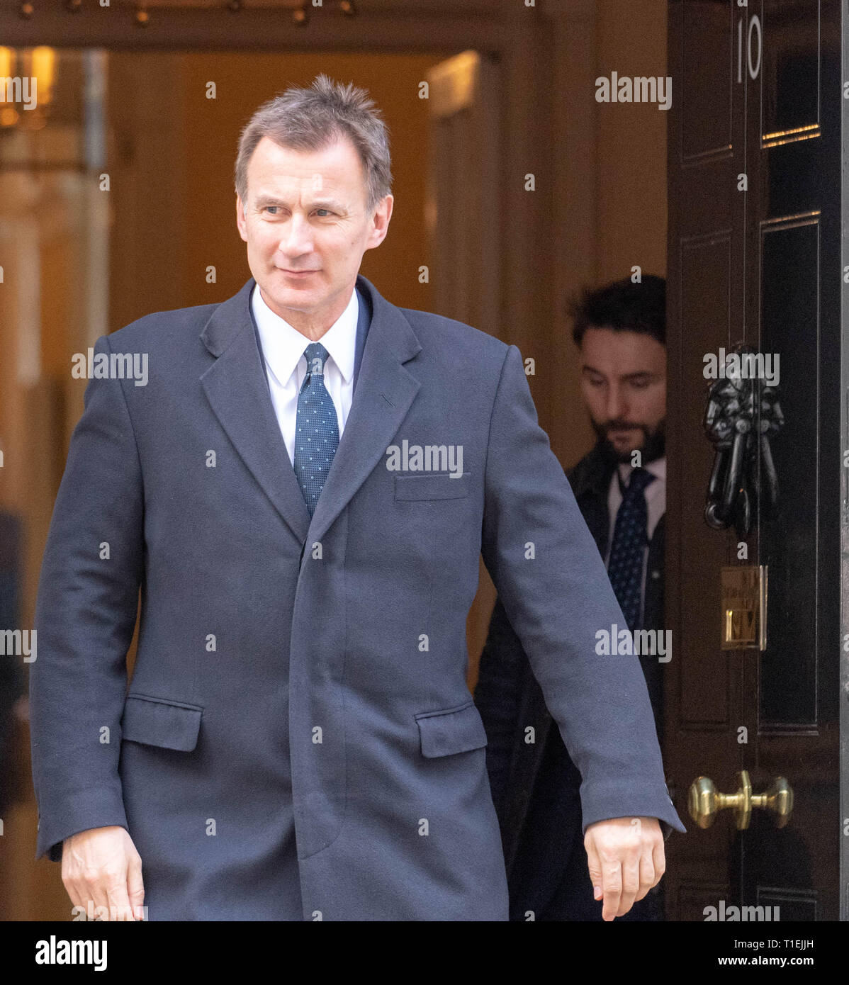 Foreign secretary jeremy hunt leaves downing street hi-res stock ...
