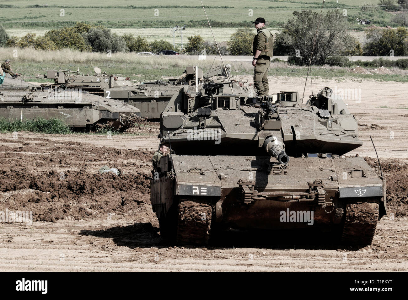 Israeli army merkava tanks in hi-res stock photography and images - Alamy