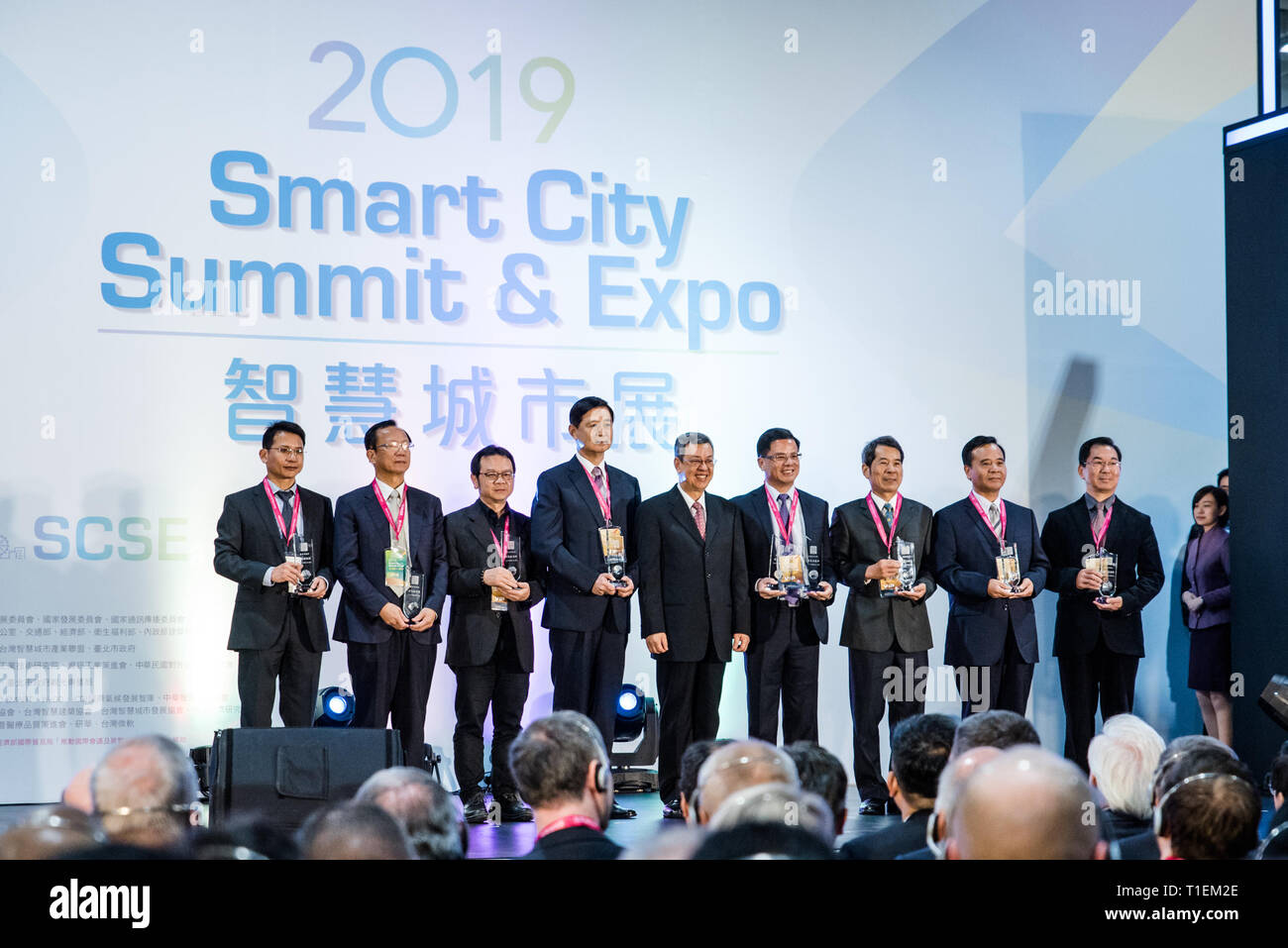 Smart city expo hi-res stock photography and images - Alamy