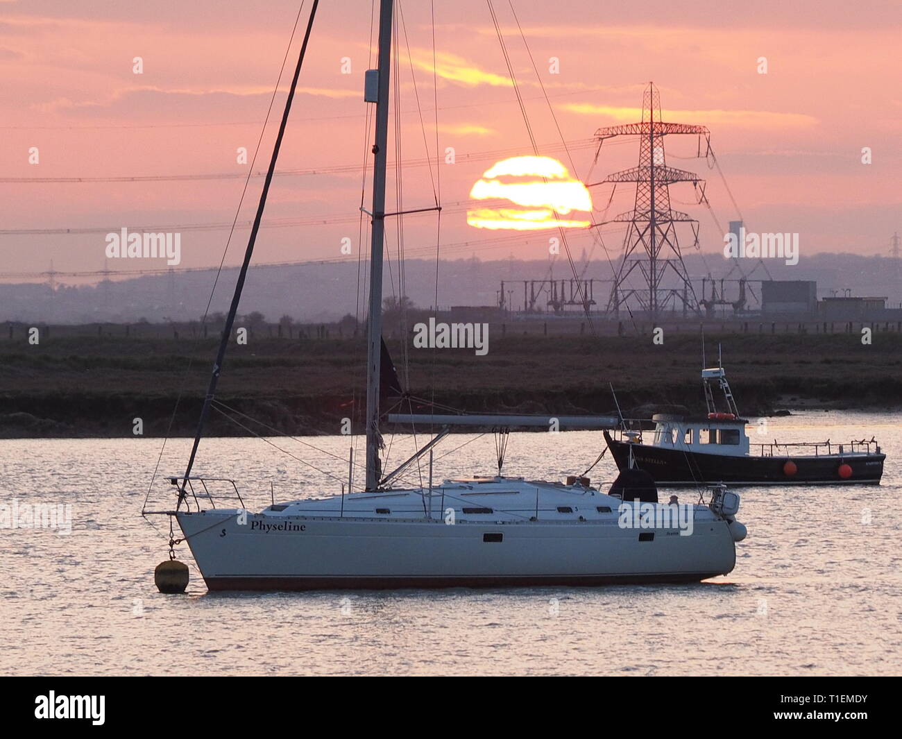 Boats queenborough harbour hi-res stock photography and images - Alamy