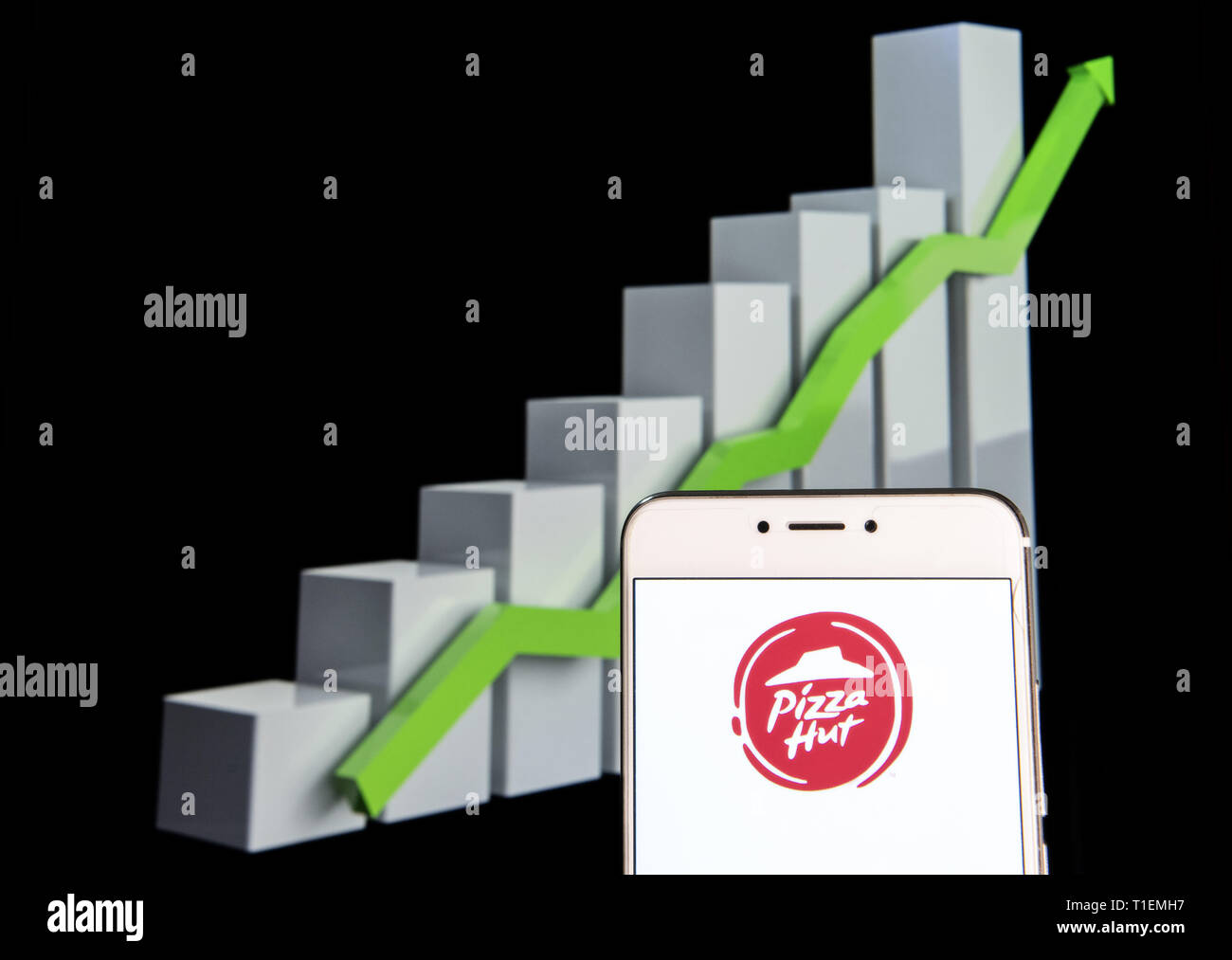 Pizza hut logo hi-res stock photography and images - Alamy