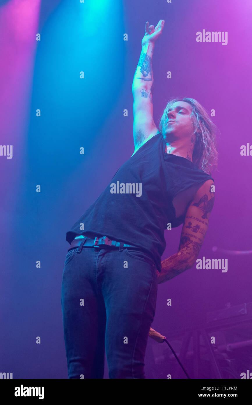 Spencer chamberlain of underoath hi-res stock photography and images ...