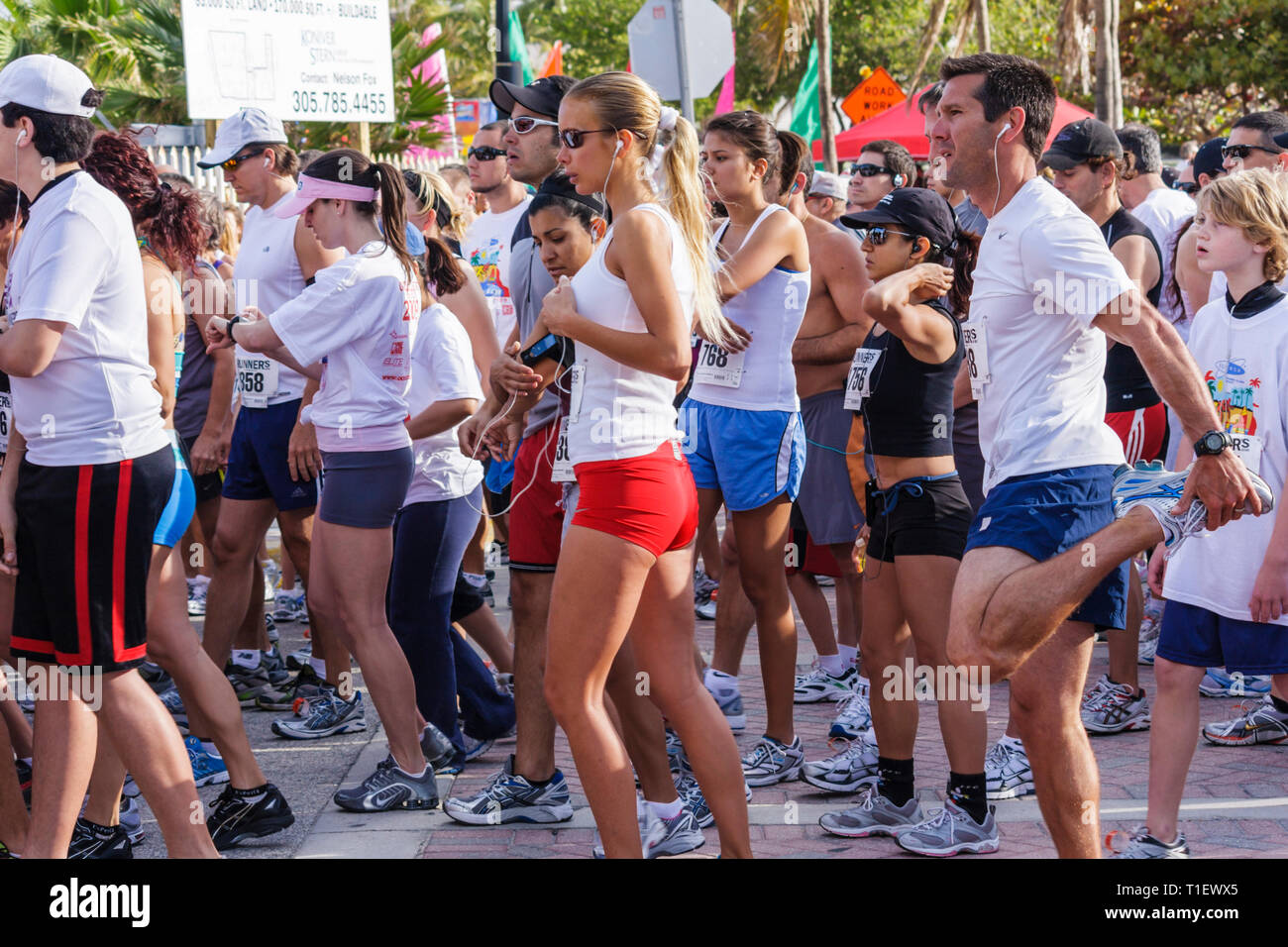 Children stretching hi-res stock photography and images - Alamy