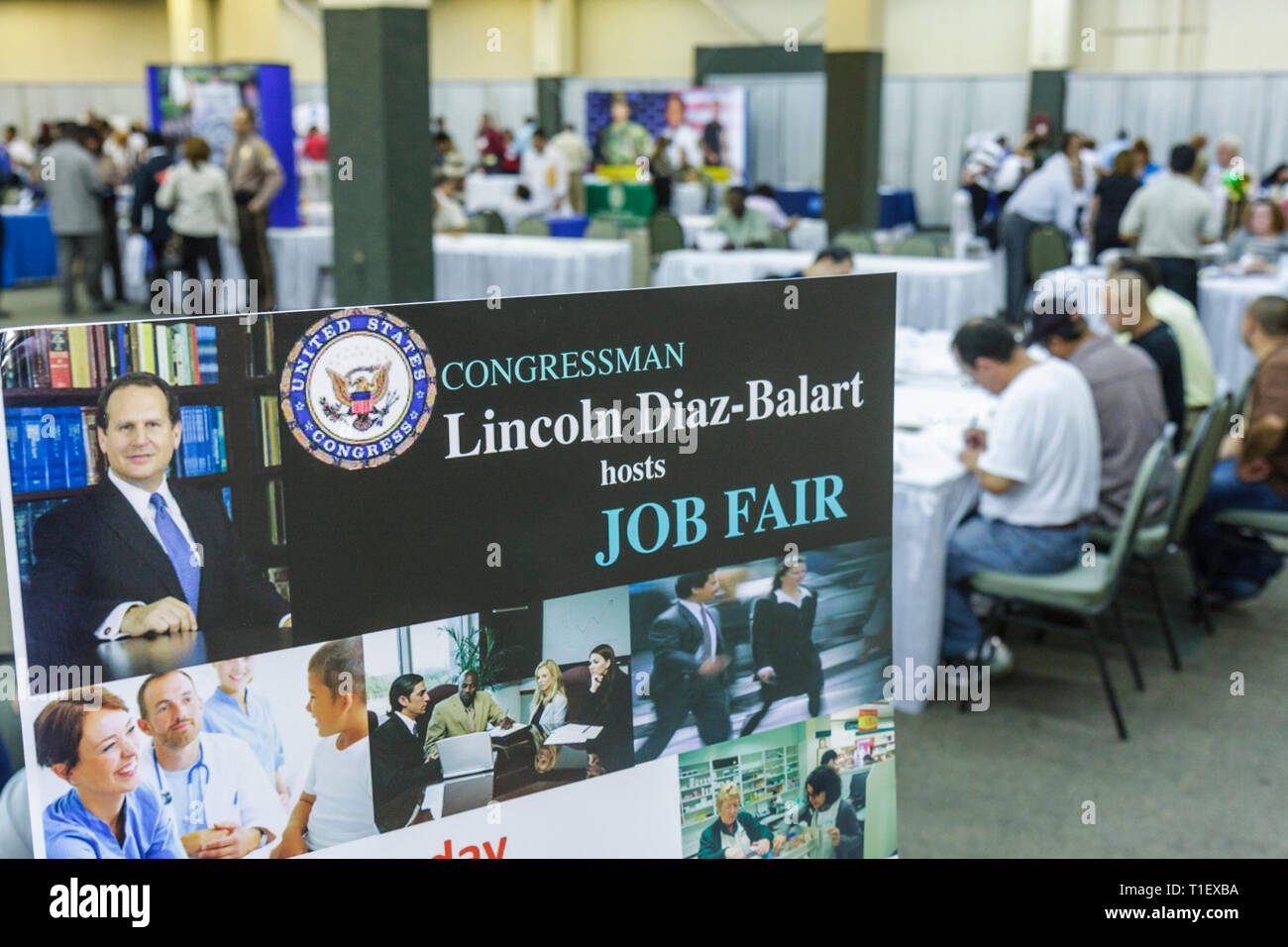 Recruiting job fair hi-res stock photography and images - Alamy