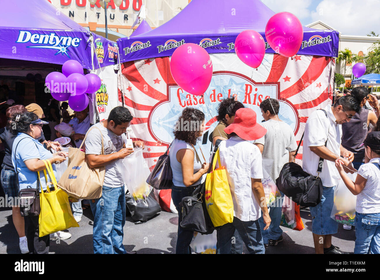 Hispanic free sample samples hi-res stock photography and images - Alamy