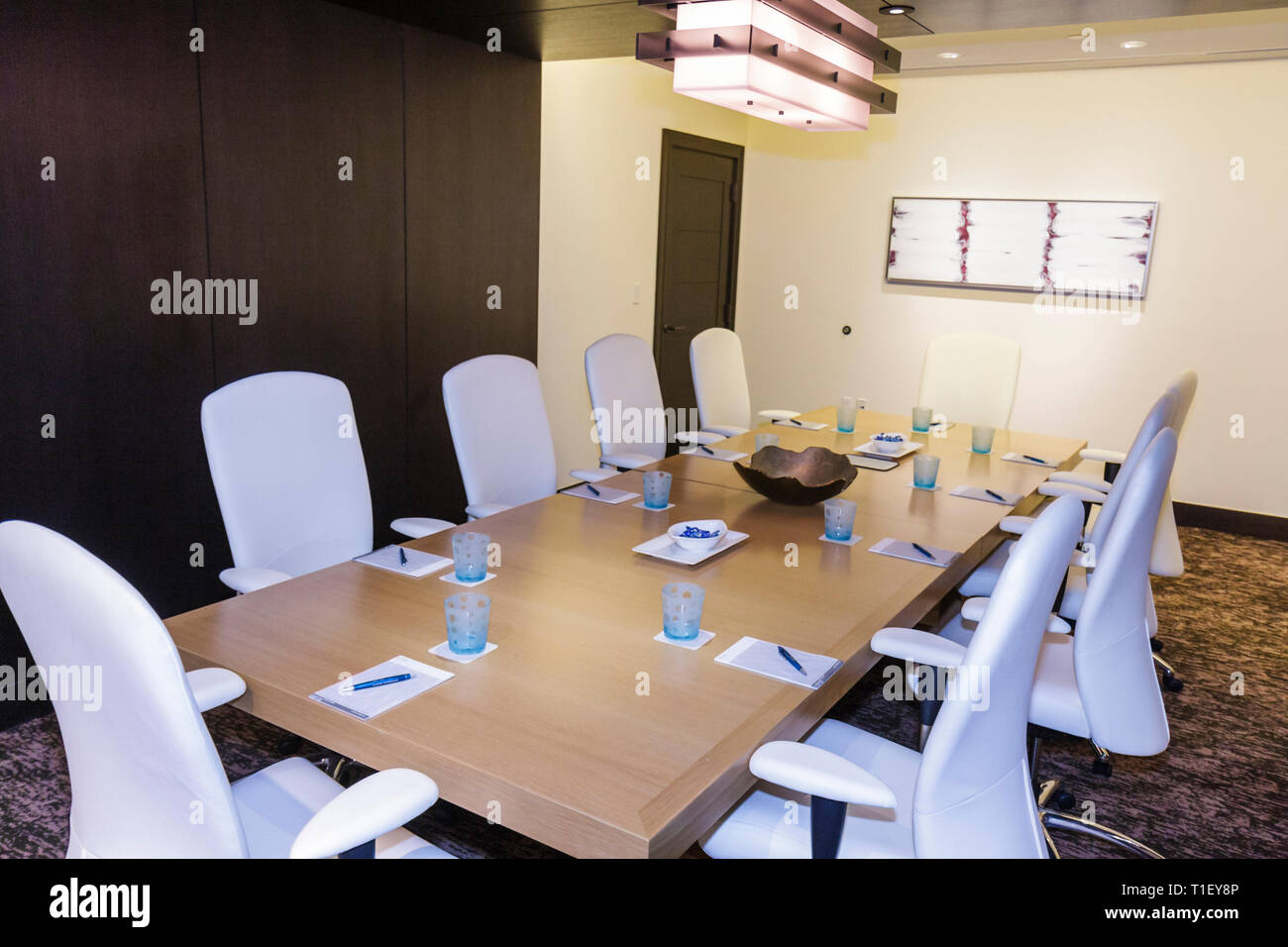 10+ decoration meeting room ideas for professional settings