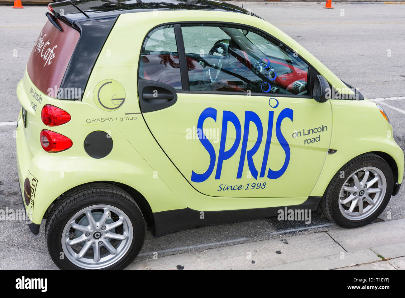 Miami Beach Florida,smart car cars fortwo,vehicle,ad advertising ...