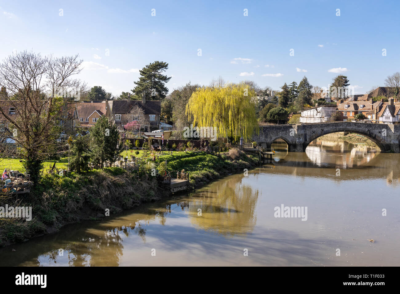 14th century bridge hi-res stock photography and images - Alamy