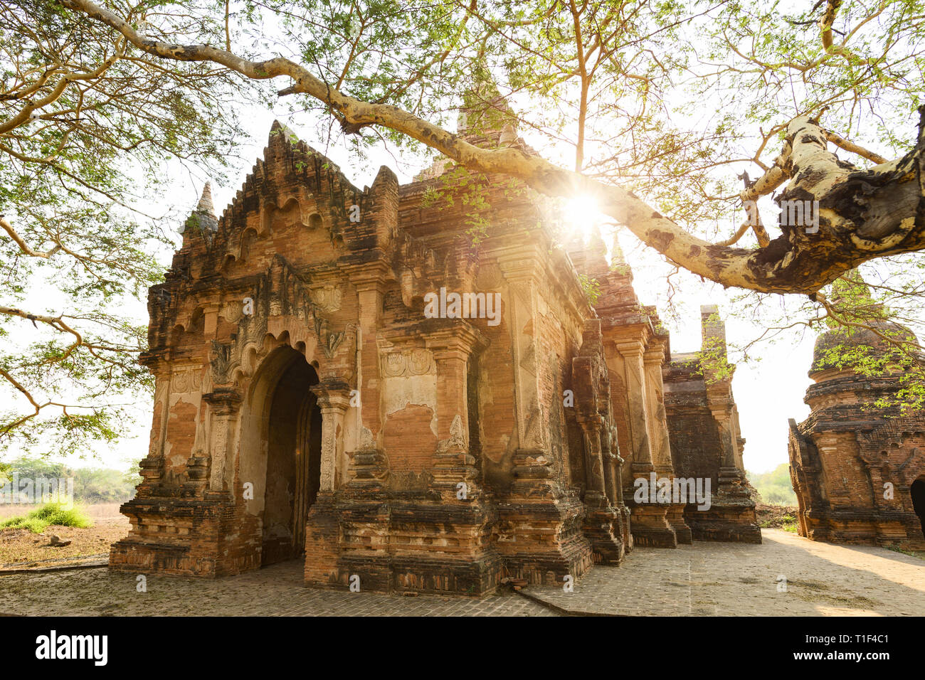 Framed temples hi-res stock photography and images - Alamy