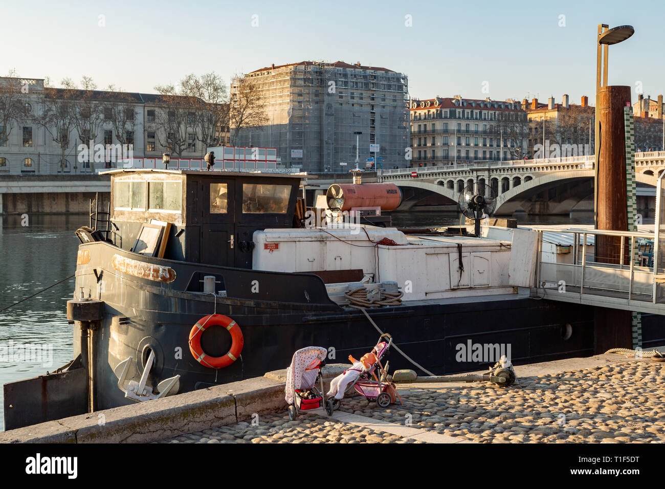 Lyon riverfront hi-res stock photography and images - Alamy