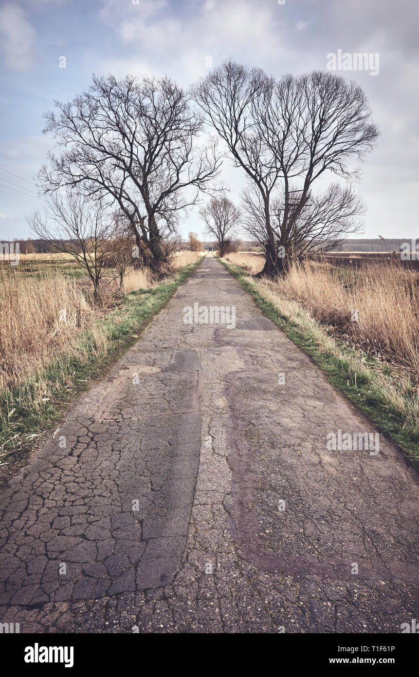 Scenic countryside view road hi-res stock photography and images - Alamy