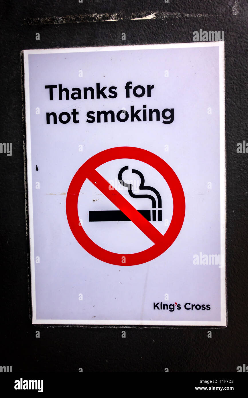 Graphic vector no smoking sign hi-res stock photography and images - Alamy