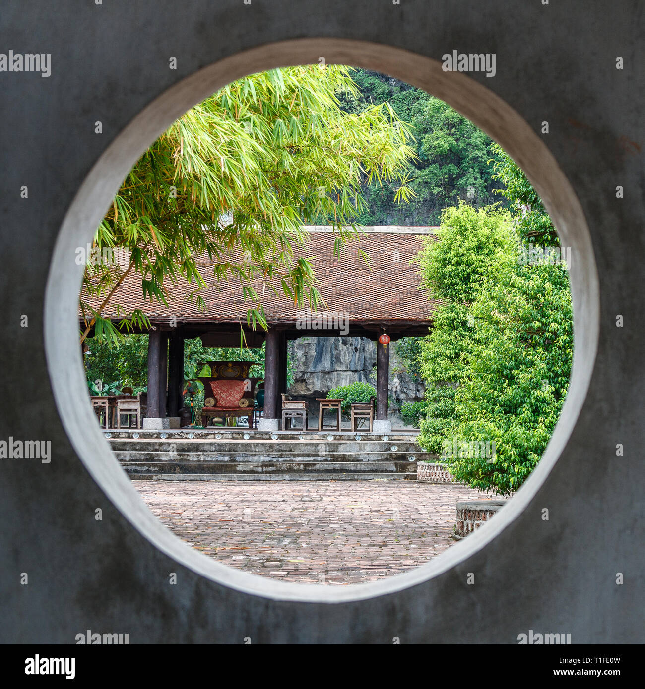 Vietnamese traditional pavilion with terracotta roof in Ninh Binh ...