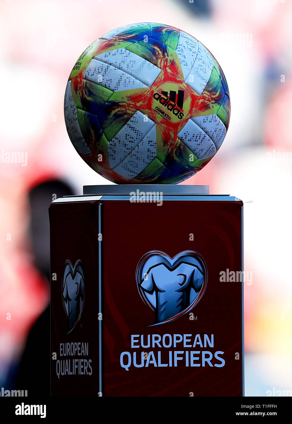 Official european qualifiers ball hi-res stock photography and images ...